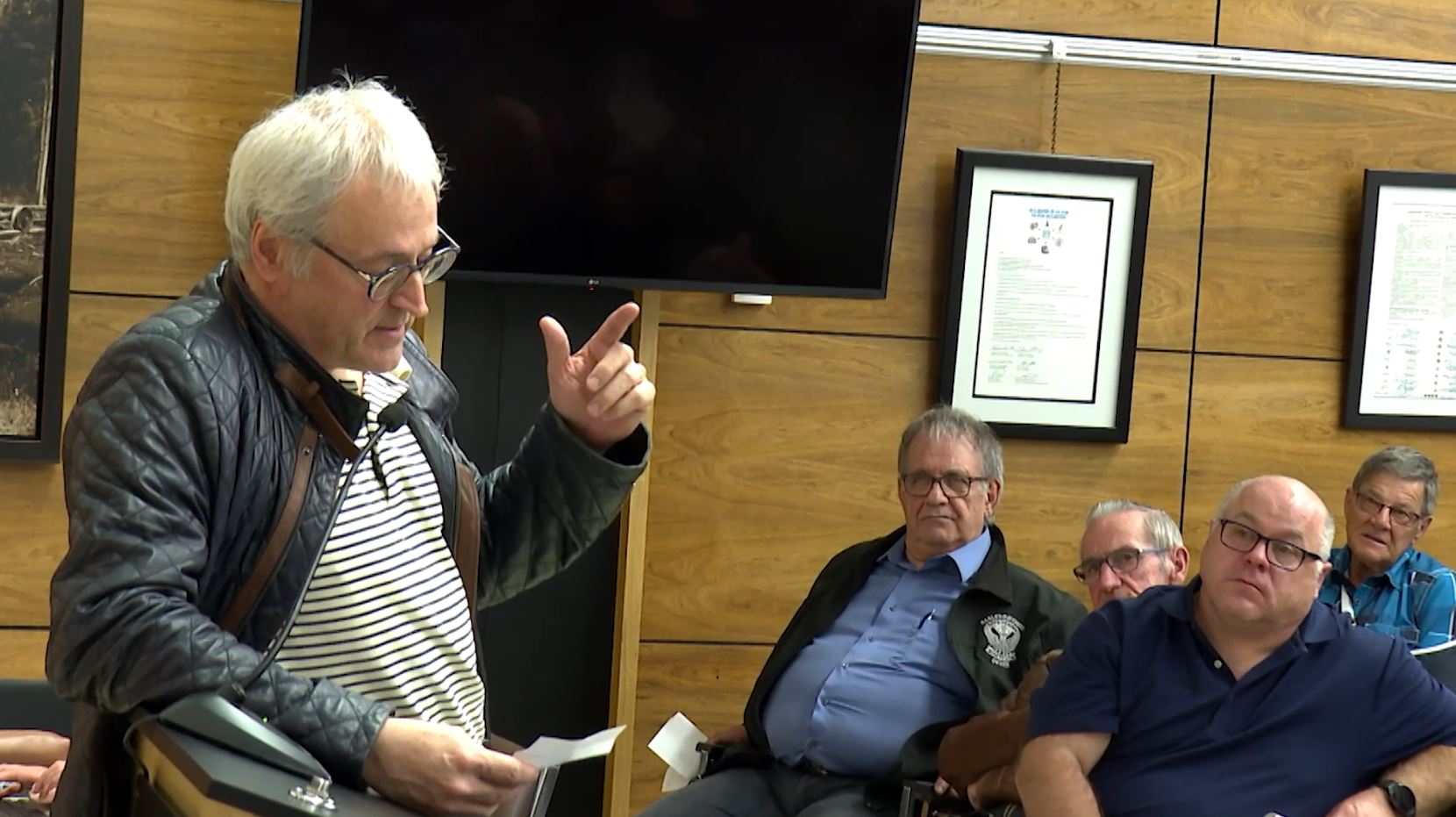 Les propos de Pierre Dufour continuent de faire réagir - TVA Abitibi ...