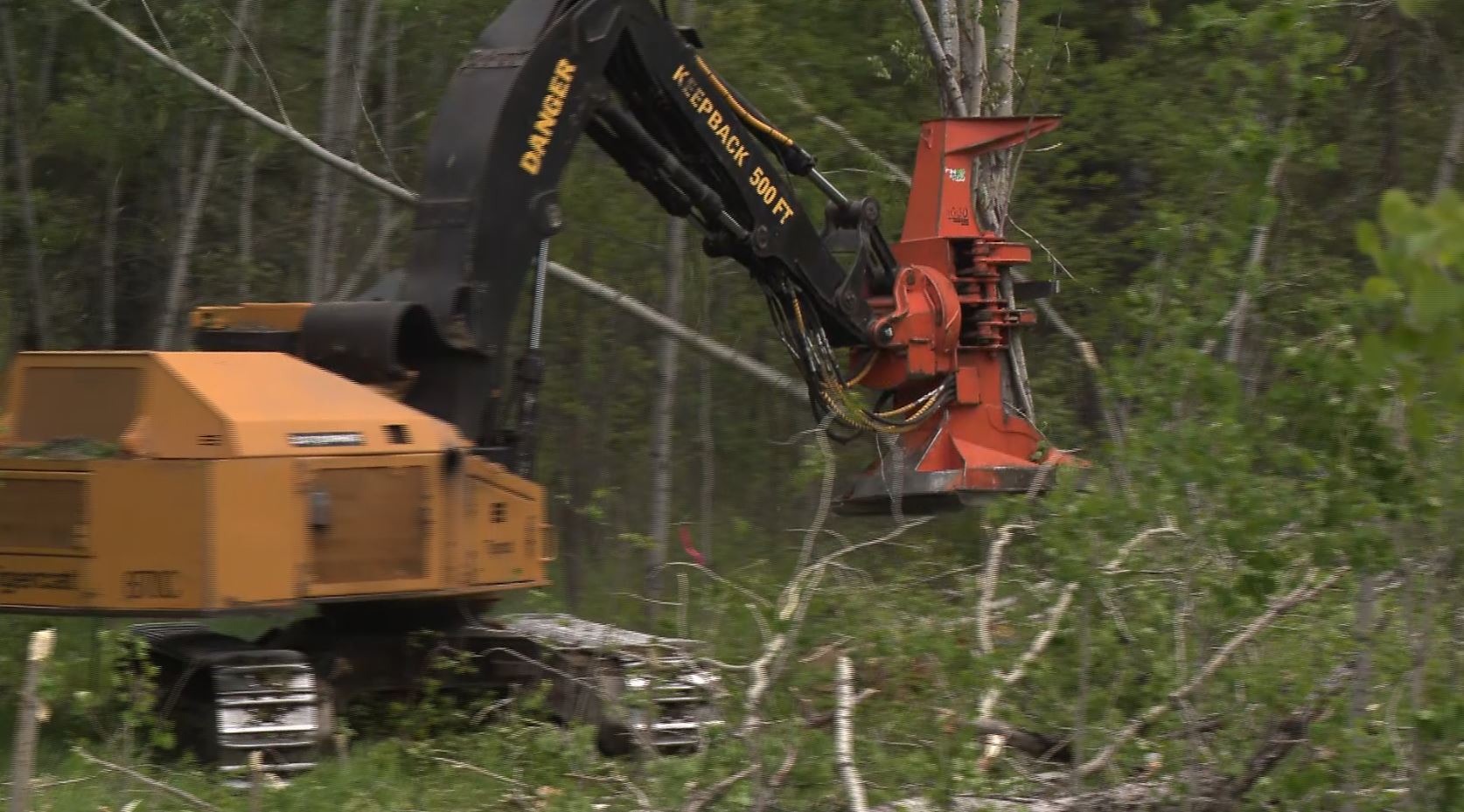Feux de forêt : Gigantesque tranchée coupe-feu à Senneterre - TVA ...