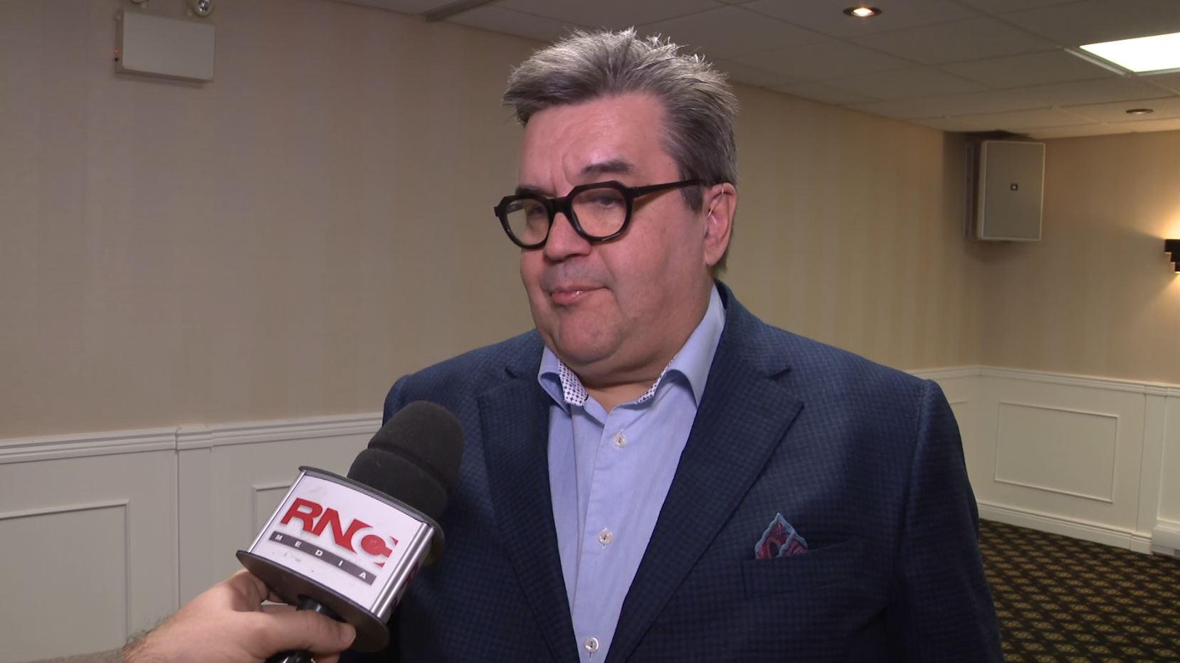 Val-d'Or : Denis Coderre veut nationaliser l'eau - TVA Abitibi ...