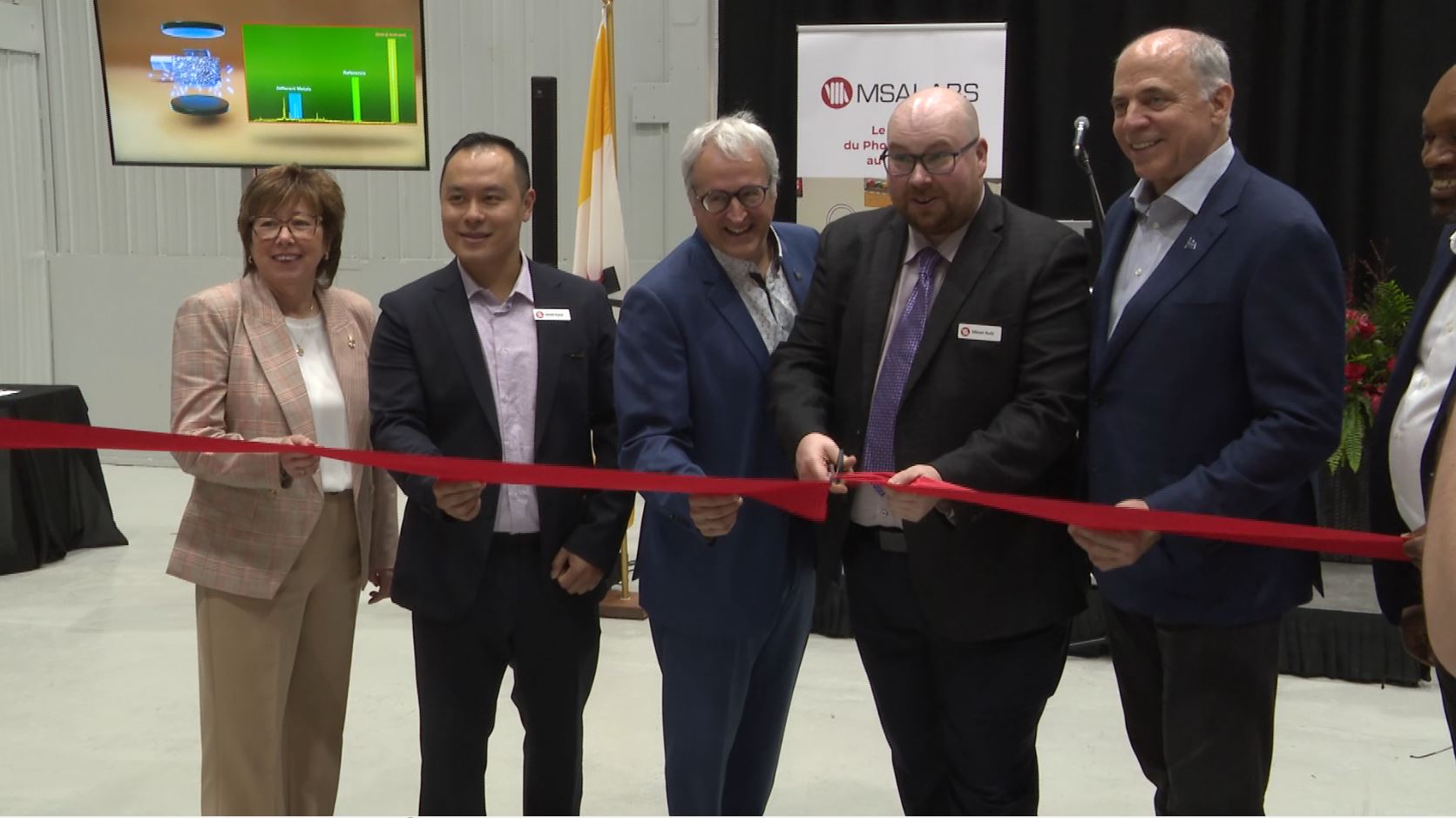 Val-d'Or : Inauguration d'un nouveau laboratoire de géochimie - TVA ...