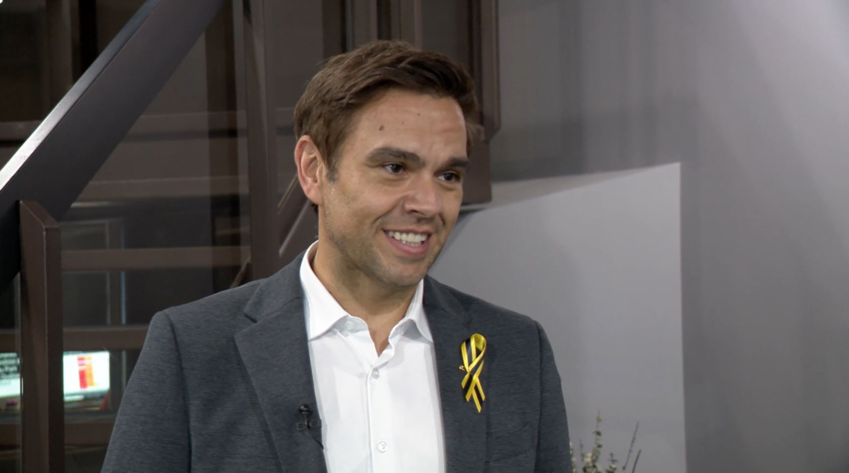 PLQ : Le candidat à la chefferie Charles Milliard dans la région - TVA Abitibi-Temiscamingue